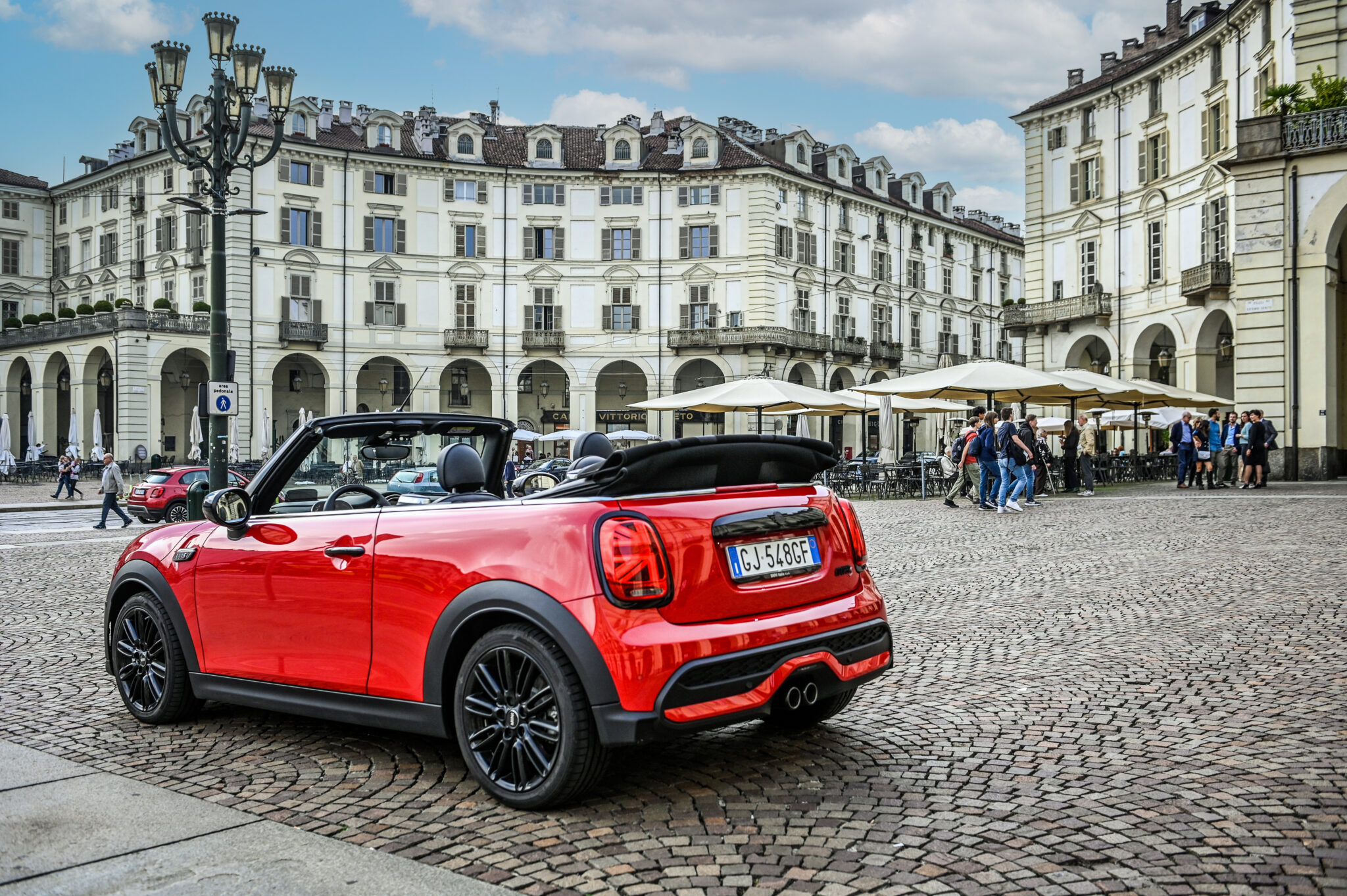 MINI COOPER S CABRIO, la cabrio “everyday” - il Dossier